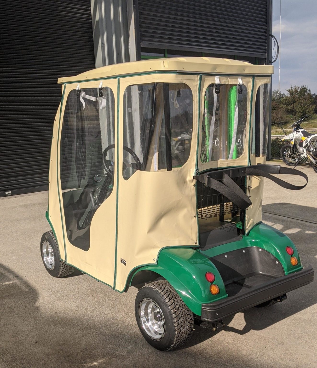 HDK ELECTRIC GOLF BUGGY - Wolfhound Vehicles
